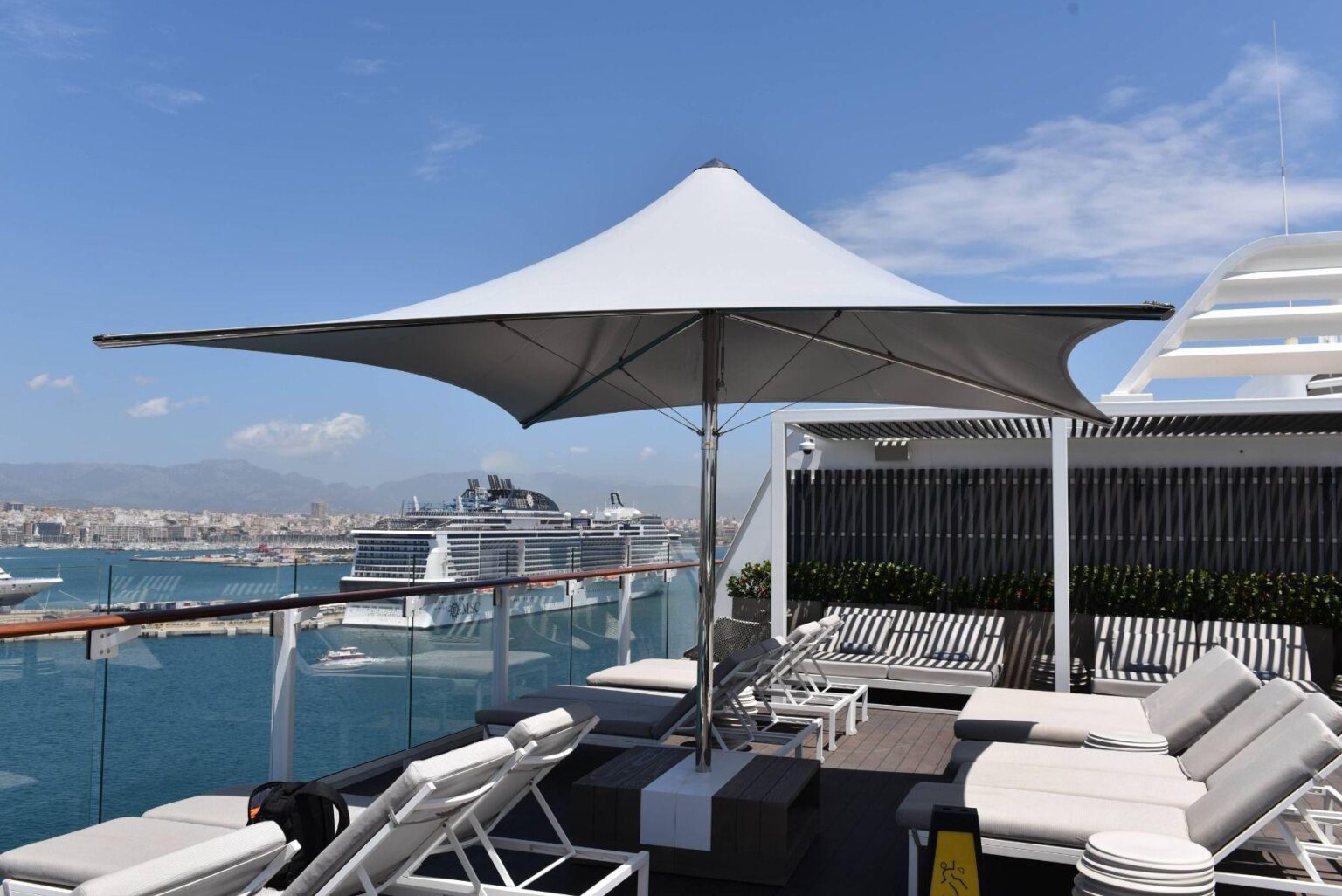 Large Commercial Parasols | Shade Specialists